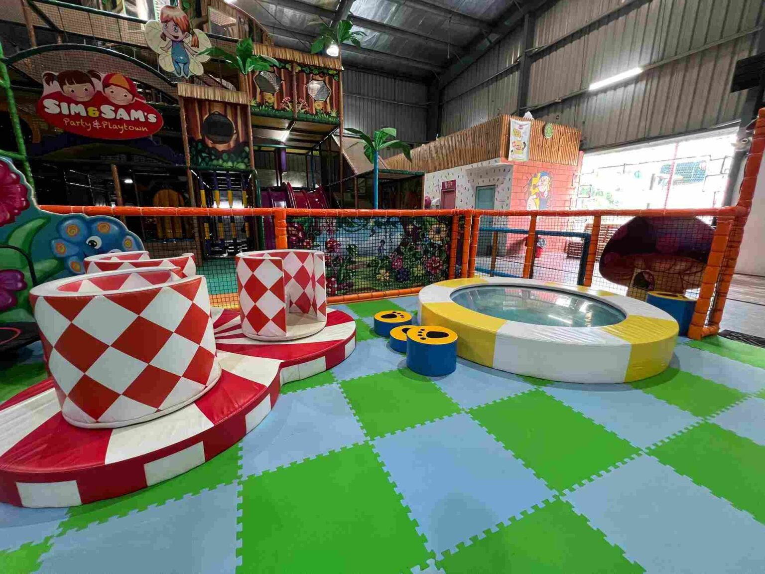 Kids Play Zone & Indoor Play Area At Sim & Sam's